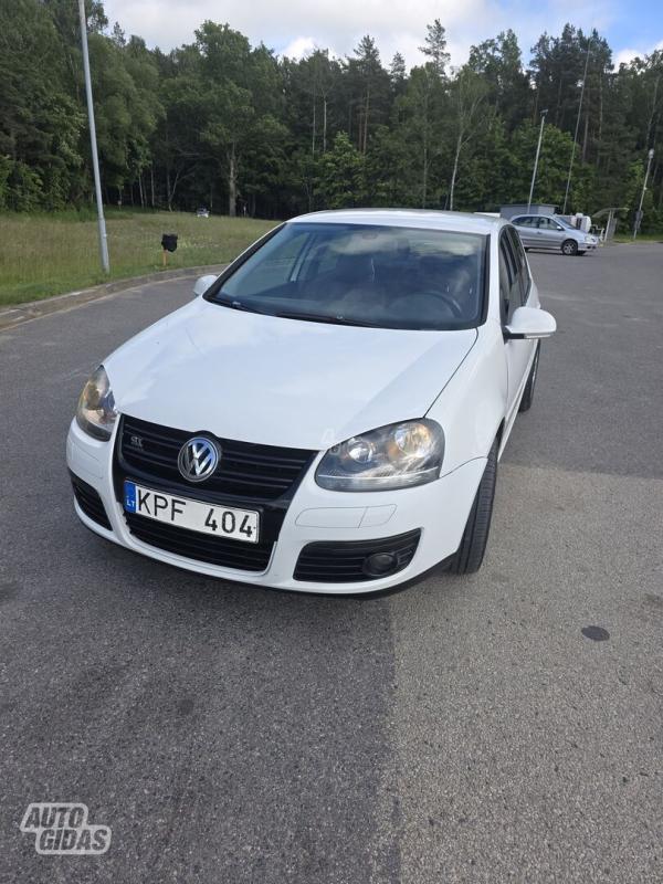 Volkswagen Golf 2008 in Silute, with an engine capacity of 1.90 L and mileage of 342 thousand km for 1650 €, photo 1 on AUTOMOTO.COM.LV