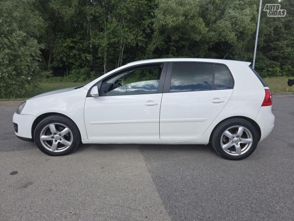 Volkswagen Golf 2008 in Silute, with an engine capacity of 1.90 L and mileage of 342 thousand km for 1650 €, photo 4 on AUTOMOTO.COM.LV