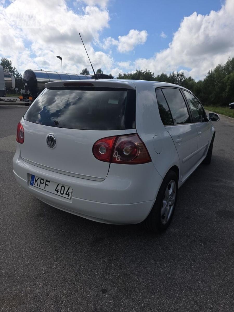 Volkswagen Golf 2008 in Silute, with an engine capacity of 1.90 L and mileage of 342 thousand km for 1650 €, photo 7 on AUTOMOTO.COM.LV