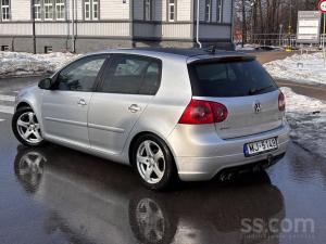 Volkswagen Golf 2008 Rīga, ar dzinēja tilpumu 2.00 L un nobraukumu 257 tūkst. km par 2950 €, foto 3 vietnē AUTOMOTO.COM.LV