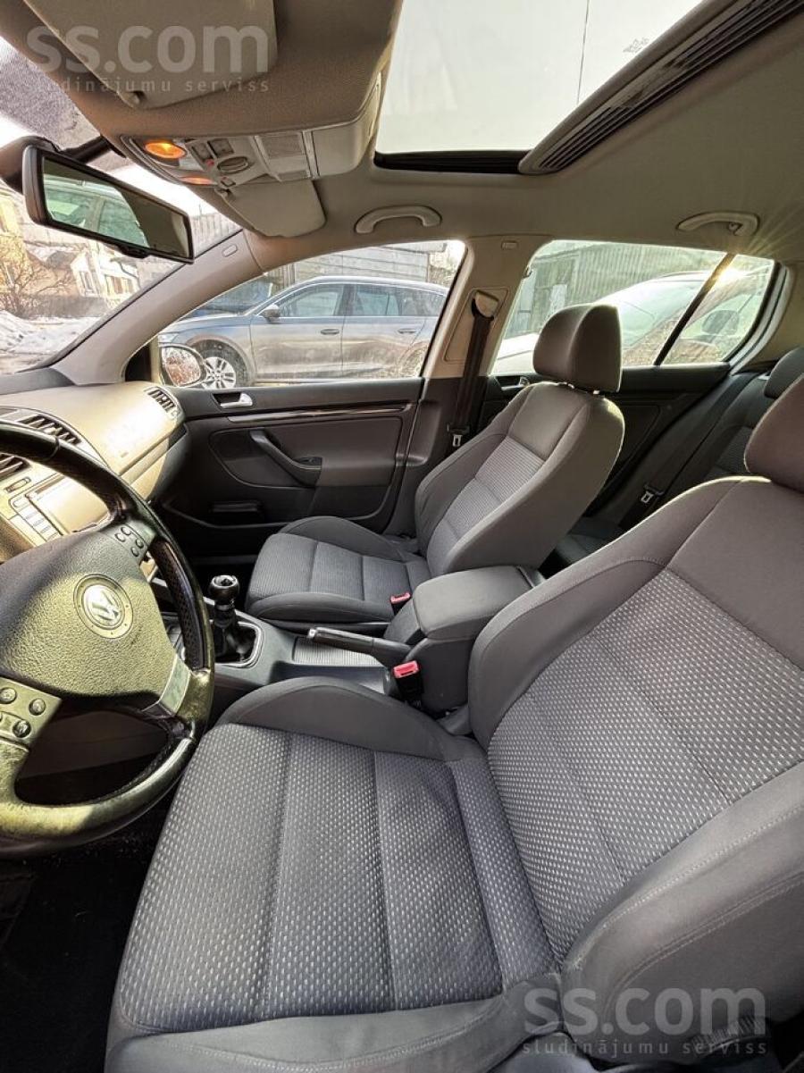Volkswagen Golf 2008 Rīga, ar dzinēja tilpumu 2.00 L un nobraukumu 257 tūkst. km par 2950 €, foto 5 vietnē AUTOMOTO.COM.LV