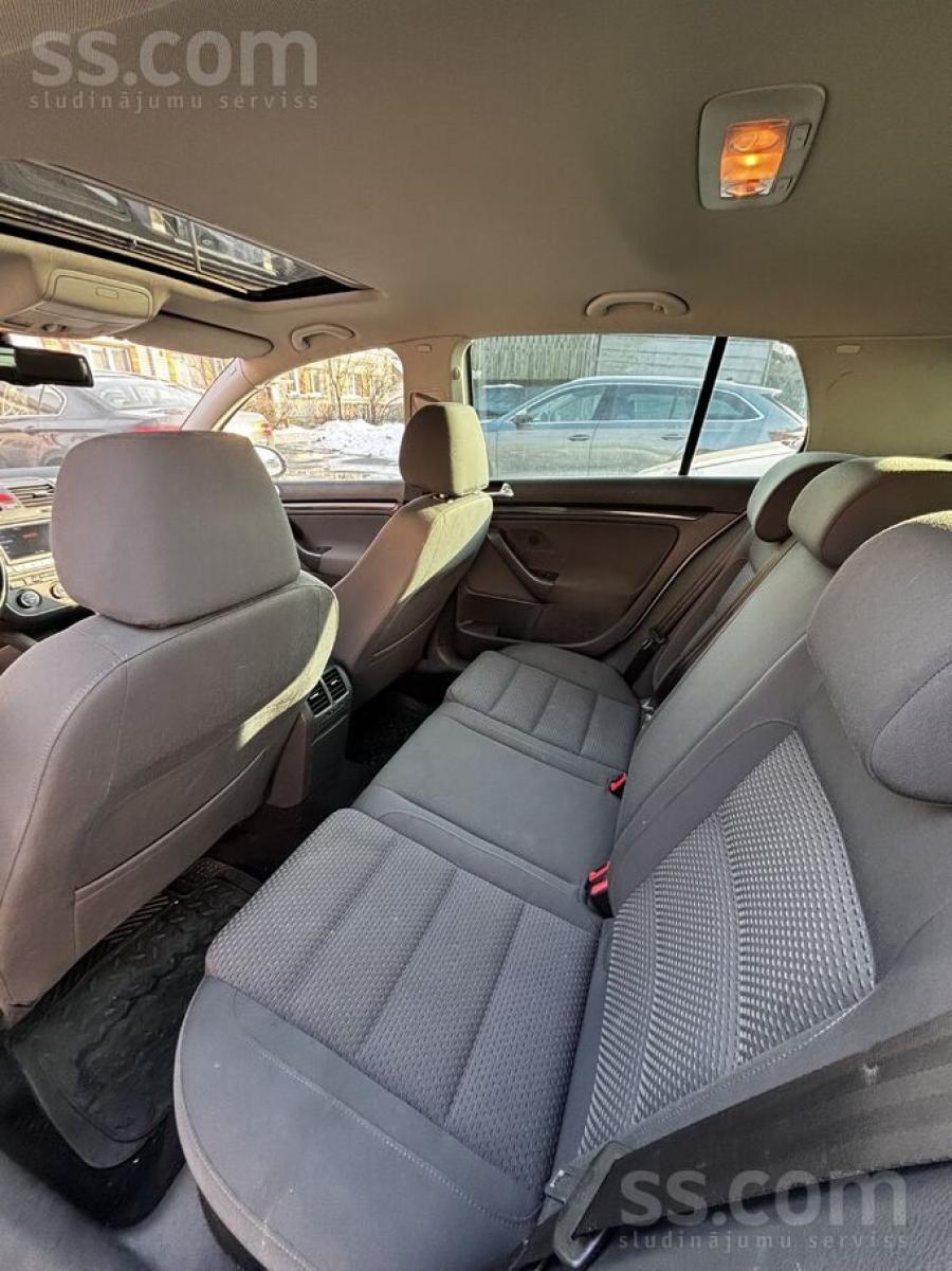 Volkswagen Golf 2008 Rīga, ar dzinēja tilpumu 2.00 L un nobraukumu 257 tūkst. km par 2950 €, foto 6 vietnē AUTOMOTO.COM.LV