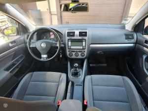 Volkswagen Golf 2008 Panevēža, ar dzinēja tilpumu 1.90 L un nobraukumu 213 tūkst. km par 1800 €, foto 5 vietnē AUTOMOTO.COM.LV