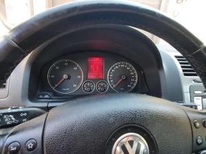 Volkswagen Golf 2008 Panevēža, ar dzinēja tilpumu 1.90 L un nobraukumu 213 tūkst. km par 1800 €, foto 8 vietnē AUTOMOTO.COM.LV