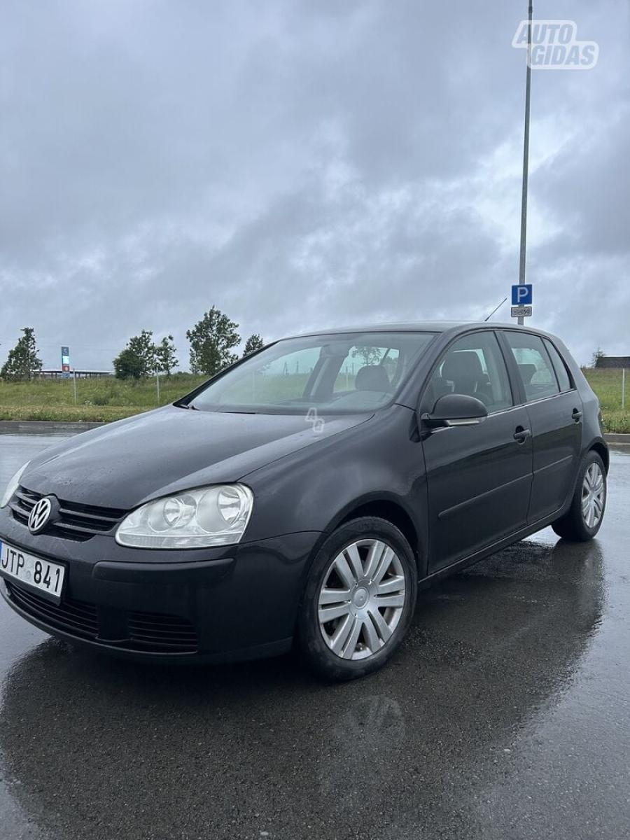 Volkswagen Golf 2008 in Kaunas, with an engine capacity of 1.90 L and mileage of 393 thousand km for 1200 €, photo 1 on AUTOMOTO.COM.LV