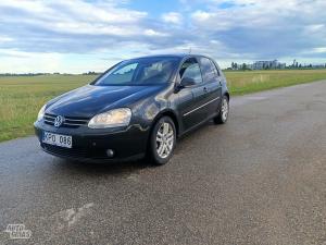 Volkswagen Golf 2008 Telšiai, ar dzinēja tilpumu 1.90 L un nobraukumu 388 tūkst. km par 1350 €, foto  vietnē AUTOMOTO.COM.LV