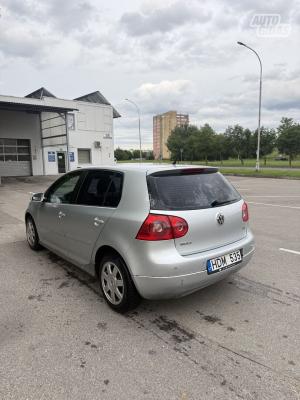 Фольксваген Гольф 2008 в Паневежис, объемом двигателя 1.90 л и пробегом 300 тыс. км за 1850 €, фото 5 на AUTOMOTO.COM.LV