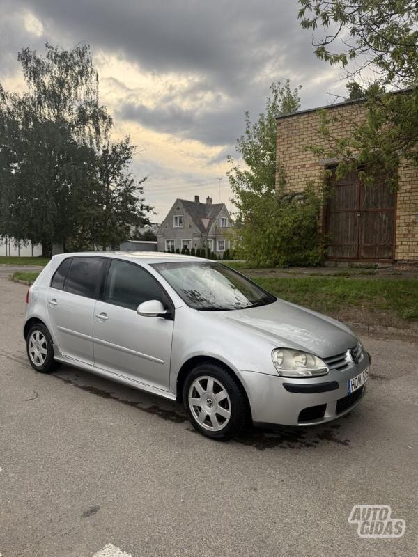 Volkswagen Golf 2008 Panevēža, ar dzinēja tilpumu 1.90 L un nobraukumu 300 tūkst. km par 1850 €, foto 3 vietnē AUTOMOTO.COM.LV