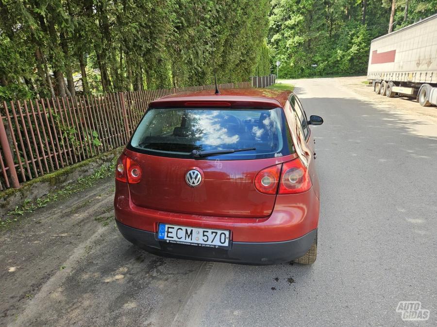 Volkswagen Golf 2008 Prienai, ar dzinēja tilpumu 1.90 L un nobraukumu 400 tūkst. km par 1000 €, foto 12 vietnē AUTOMOTO.COM.LV
