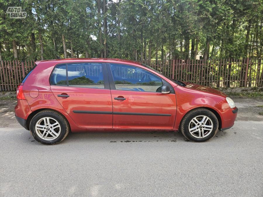 Volkswagen Golf 2008 Prienai, ar dzinēja tilpumu 1.90 L un nobraukumu 400 tūkst. km par 1000 €, foto 13 vietnē AUTOMOTO.COM.LV