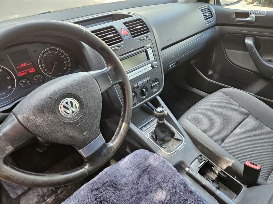 Volkswagen Golf 2008 Prienai, ar dzinēja tilpumu 1.90 L un nobraukumu 400 tūkst. km par 1000 €, foto 16 vietnē AUTOMOTO.COM.LV