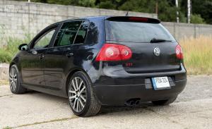 Volkswagen Golf 2008 Kauņa, ar dzinēja tilpumu 2.00 L un nobraukumu 345 tūkst. km par 1750 €, foto 4 vietnē AUTOMOTO.COM.LV