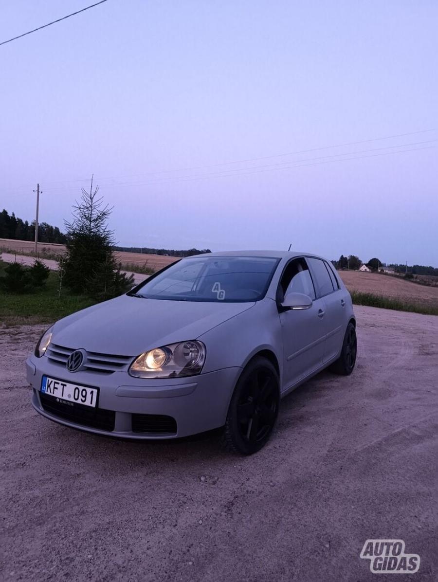 Volkswagen Golf 2008 Telšiai, ar dzinēja tilpumu 1.90 L un nobraukumu 303 tūkst. km par 3300 €, foto 1 vietnē AUTOMOTO.COM.LV