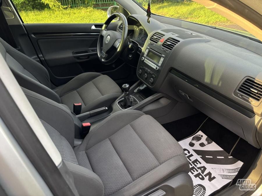 Volkswagen Golf 2008 in Utena, with an engine capacity of 1.40 L and mileage of 185 thousand km for 2900 €, photo 13 on AUTOMOTO.COM.LV