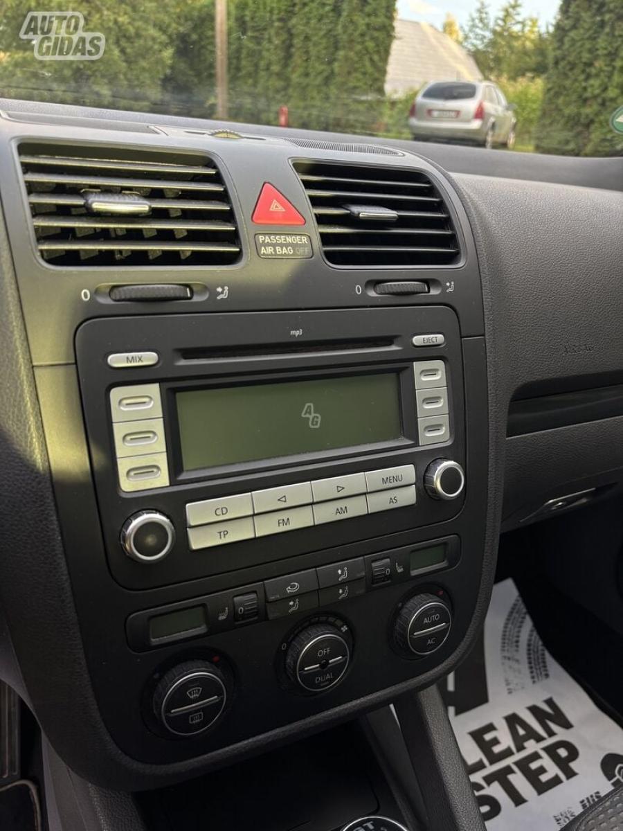 Volkswagen Golf 2008 in Utena, with an engine capacity of 1.40 L and mileage of 185 thousand km for 2900 €, photo 17 on AUTOMOTO.COM.LV
