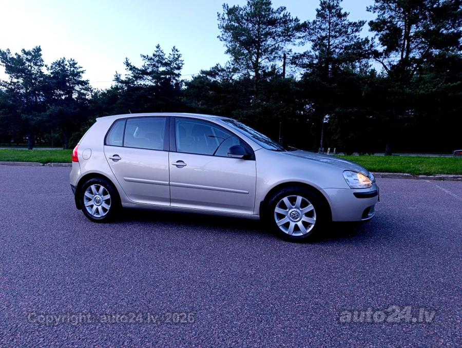 Volkswagen Golf 2008 Tallina, ar dzinēja tilpumu 1.60 L un nobraukumu 135 tūkst. km par 3799 €, foto 6 vietnē AUTOMOTO.COM.LV
