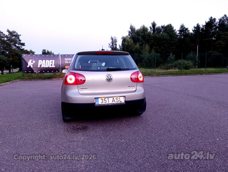 Volkswagen Golf 2008 Tallina, ar dzinēja tilpumu 1.60 L un nobraukumu 135 tūkst. km par 3799 €, foto 9 vietnē AUTOMOTO.COM.LV