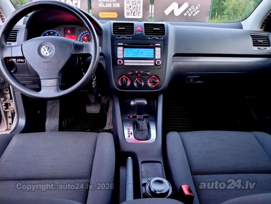 Volkswagen Golf 2008 Tallina, ar dzinēja tilpumu 1.60 L un nobraukumu 135 tūkst. km par 3799 €, foto 11 vietnē AUTOMOTO.COM.LV