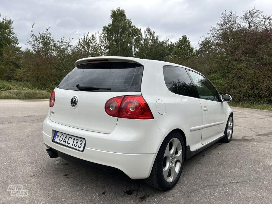 Volkswagen Golf 2008 Jonava, ar dzinēja tilpumu 2.00 L un nobraukumu 235 tūkst. km par 4800 €, foto 5 vietnē AUTOMOTO.COM.LV