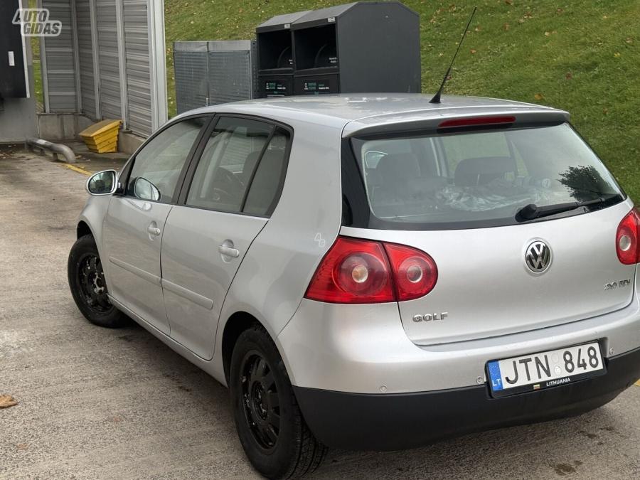 Volkswagen Golf 2008 in Vilnius, with an engine capacity of 2.00 L and mileage of 400 thousand km for 1450 €, photo 7 on AUTOMOTO.COM.LV