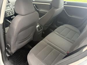 Volkswagen Golf 2008 in Vilnius, with an engine capacity of 2.00 L and mileage of 400 thousand km for 1450 €, photo 11 on AUTOMOTO.COM.LV