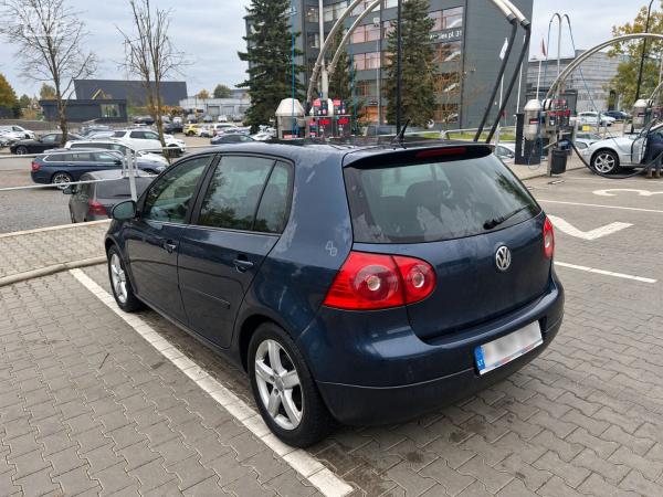 Фольксваген Гольф 2008 в Каунас, объемом двигателя 1.90 л и пробегом 260 тыс. км за 1100 €, фото 3 на AUTOMOTO.COM.LV