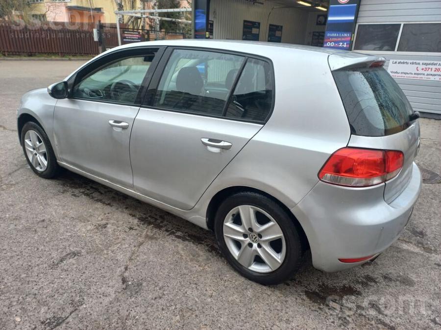 Volkswagen Golf 2009 in Riga, with an engine capacity of 2.00 L and mileage of 380 thousand km for 1950 €, photo 3 on AUTOMOTO.COM.LV