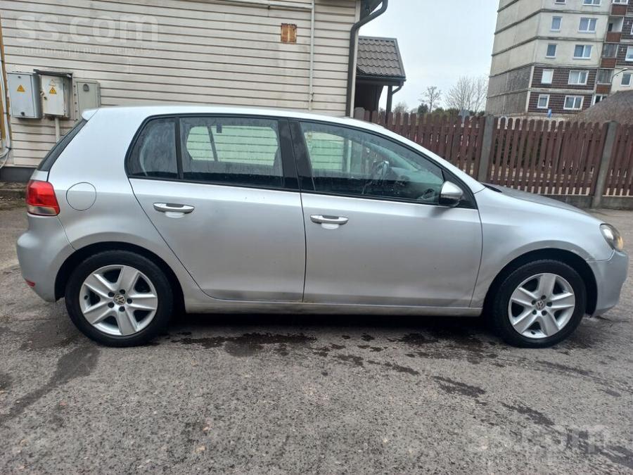 Volkswagen Golf 2009 in Riga, with an engine capacity of 2.00 L and mileage of 380 thousand km for 1950 €, photo 9 on AUTOMOTO.COM.LV