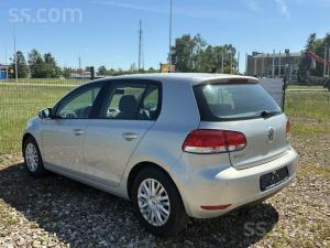 Volkswagen Golf 2009 in Saldus, with an engine capacity of 2.00 L and mileage of 241 thousand km for 5400 €, photo 4 on AUTOMOTO.COM.LV