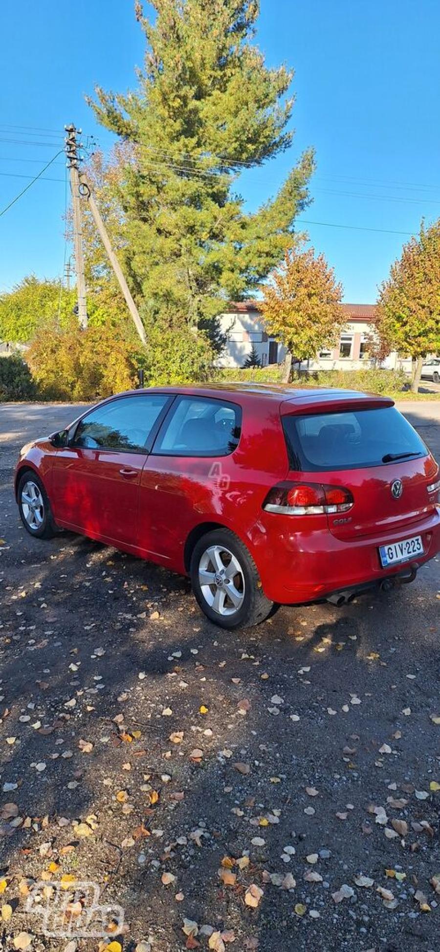 Volkswagen Golf 2009 in Kelme, with an engine capacity of 1.40 L and mileage of 198 thousand km for 1500 €, photo 4 on AUTOMOTO.COM.LV