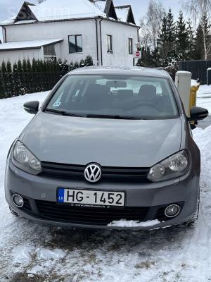 Volkswagen Golf 2009 Rīga, ar dzinēja tilpumu 1.60 L un nobraukumu 135 tūkst. km par 2000 €, foto  vietnē AUTOMOTO.COM.LV