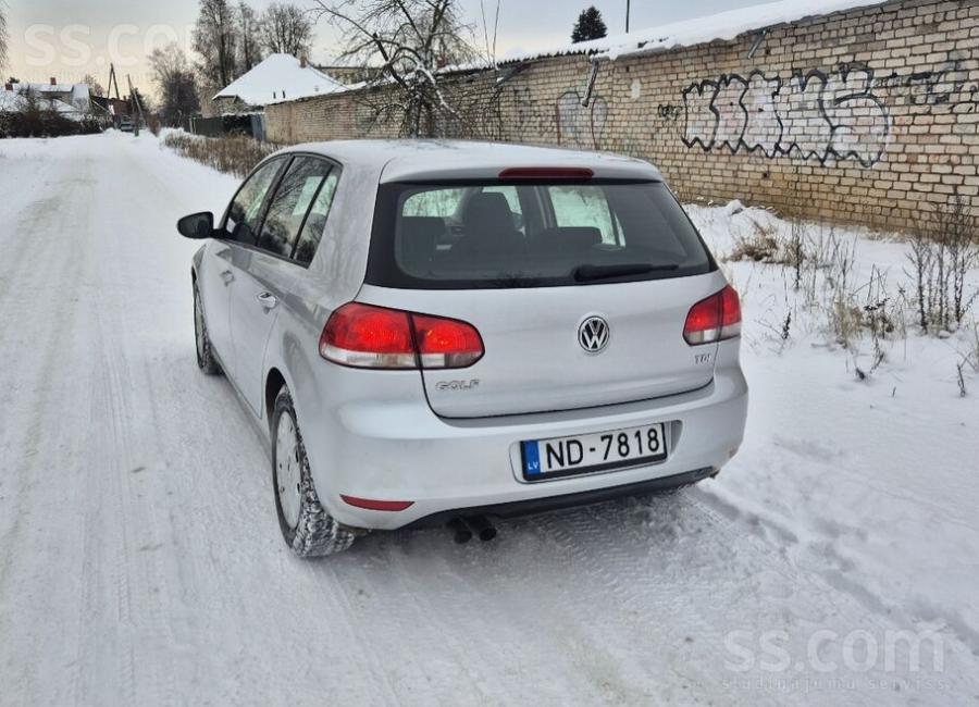 Volkswagen Golf 2009 Jēkabpils, ar dzinēja tilpumu 2.00 L un nobraukumu 262 tūkst. km par 3490 €, foto 4 vietnē AUTOMOTO.COM.LV
