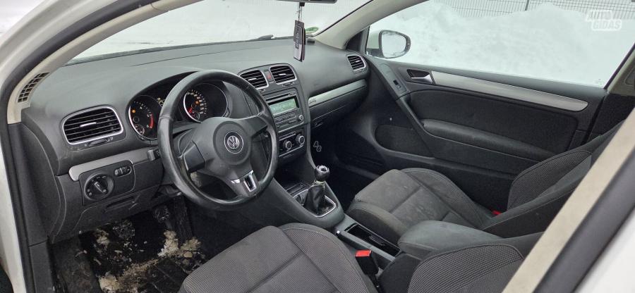 Volkswagen Golf 2009 Alīta, ar dzinēja tilpumu 1.60 L un nobraukumu 3620 tūkst. km par 1800 €, foto 6 vietnē AUTOMOTO.COM.LV