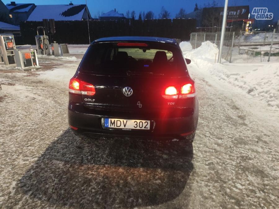 Volkswagen Golf 2009 in Vilnius, with an engine capacity of 1.90 L and mileage of 221 thousand km for 2650 €, photo 4 on AUTOMOTO.COM.LV