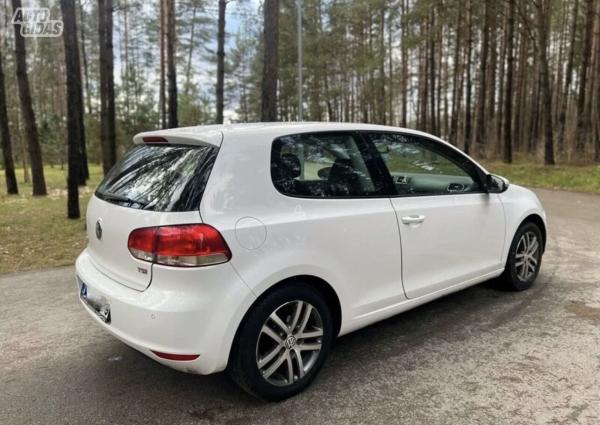 Volkswagen Golf 2009 in Vilnius, with an engine capacity of 1.40 L and mileage of 240 thousand km for 2089 €, photo 3 on AUTOMOTO.COM.LV