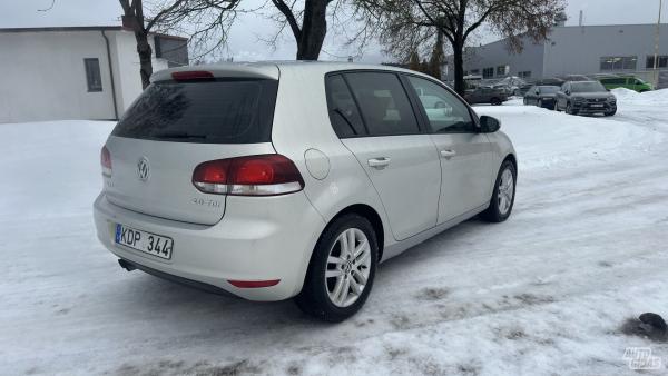 Volkswagen Golf 2009 Jonava, ar dzinēja tilpumu 2.00 L un nobraukumu 258 tūkst. km par 2800 €, foto 4 vietnē AUTOMOTO.COM.LV