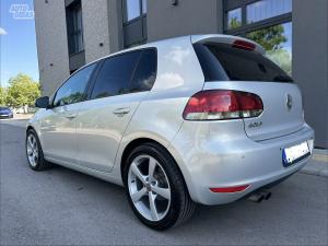 Volkswagen Golf 2009 Kauņa, ar dzinēja tilpumu 2.00 L un nobraukumu 264 tūkst. km par 3199 €, foto 4 vietnē AUTOMOTO.COM.LV