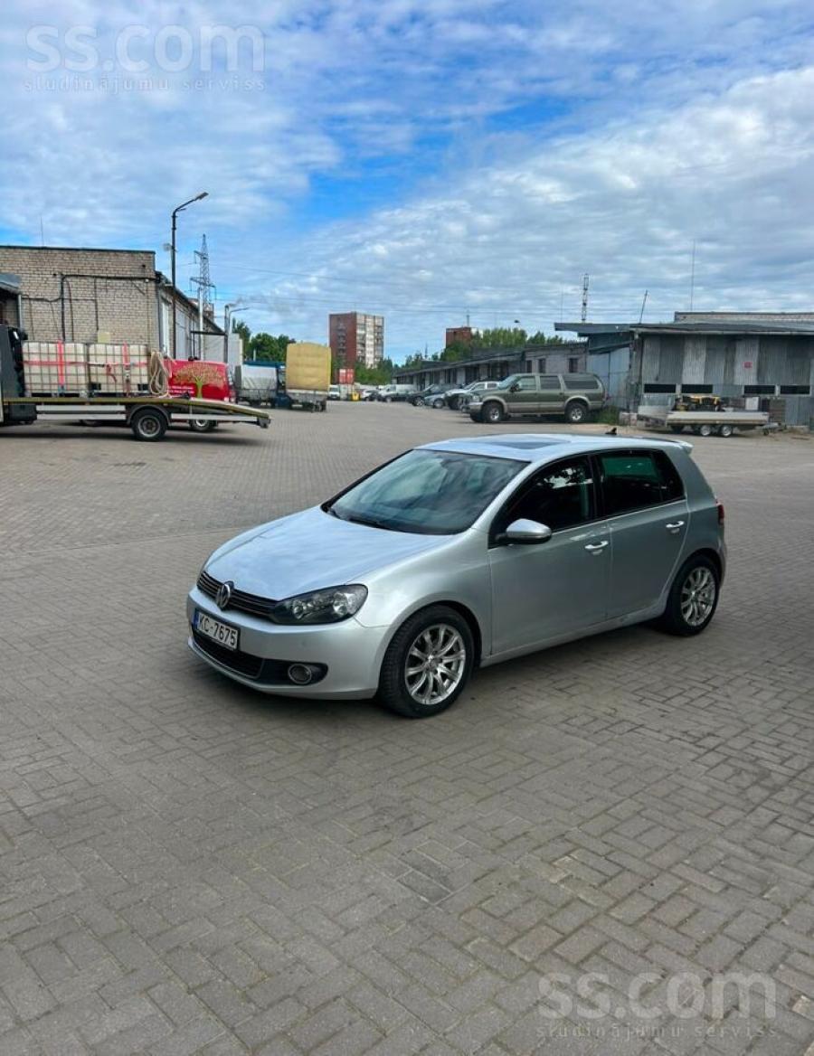 Volkswagen Golf 2009 in Riga, with an engine capacity of 2.00 L and mileage of 310 thousand km for 3450 €, photo 10 on AUTOMOTO.COM.LV