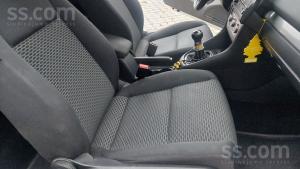 Volkswagen Golf 2009 Kuldīga, ar dzinēja tilpumu 1.60 L un nobraukumu 351 tūkst. km par 3173 €, foto 11 vietnē AUTOMOTO.COM.LV