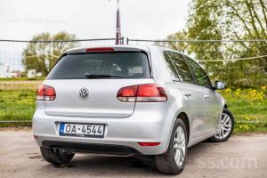 Volkswagen Golf 2009 Rīga, ar dzinēja tilpumu 2.00 L un nobraukumu 380 tūkst. km par 3990 €, foto 8 vietnē AUTOMOTO.COM.LV