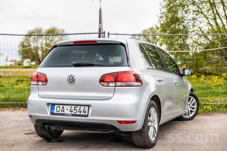 Volkswagen Golf 2009 Rīga, ar dzinēja tilpumu 2.00 L un nobraukumu 380 tūkst. km par 3990 €, foto 8 vietnē AUTOMOTO.COM.LV