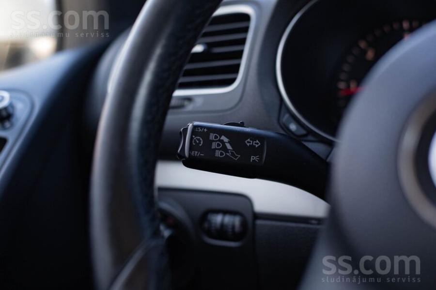 Volkswagen Golf 2009 Rīga, ar dzinēja tilpumu 2.00 L un nobraukumu 380 tūkst. km par 3990 €, foto 16 vietnē AUTOMOTO.COM.LV