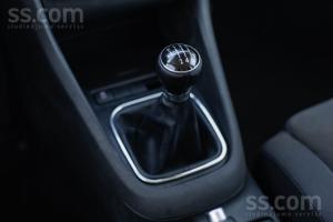 Volkswagen Golf 2009 Rīga, ar dzinēja tilpumu 2.00 L un nobraukumu 380 tūkst. km par 3990 €, foto 20 vietnē AUTOMOTO.COM.LV