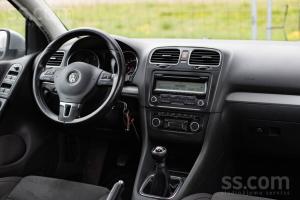 Volkswagen Golf 2009 Rīga, ar dzinēja tilpumu 2.00 L un nobraukumu 380 tūkst. km par 3990 €, foto 21 vietnē AUTOMOTO.COM.LV