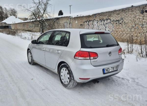 Volkswagen Golf 2009 in Jekabpils, with an engine capacity of 2.00 L and mileage of 268 thousand km for 2950 €, photo 3 on AUTOMOTO.COM.LV