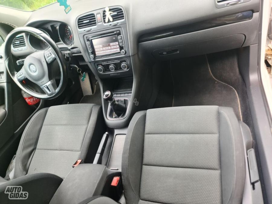 Volkswagen Golf 2009 Kauņa, ar dzinēja tilpumu 1.40 L un nobraukumu 262 tūkst. km par 3000 €, foto 6 vietnē AUTOMOTO.COM.LV