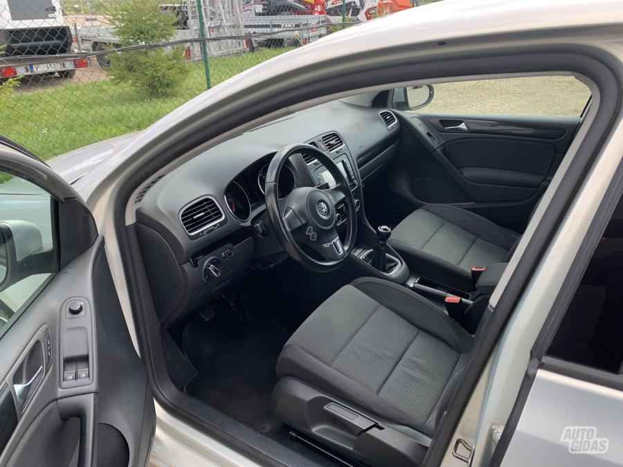 Volkswagen Golf 2009 Kauņa, ar dzinēja tilpumu 2.00 L un nobraukumu 202 tūkst. km par 4799 €, foto 17 vietnē AUTOMOTO.COM.LV