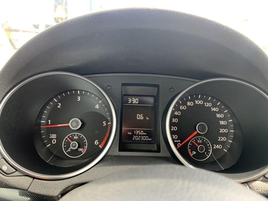 Volkswagen Golf 2009 Kauņa, ar dzinēja tilpumu 2.00 L un nobraukumu 202 tūkst. km par 4799 €, foto 20 vietnē AUTOMOTO.COM.LV