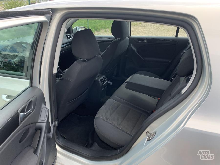Volkswagen Golf 2009 Kauņa, ar dzinēja tilpumu 2.00 L un nobraukumu 202 tūkst. km par 4799 €, foto 28 vietnē AUTOMOTO.COM.LV