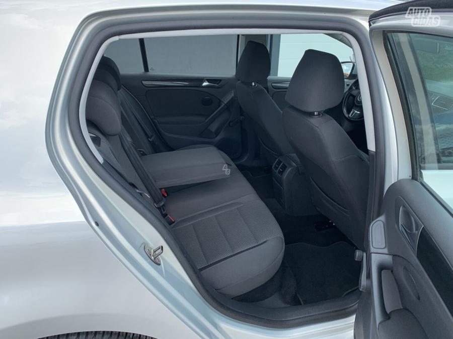 Volkswagen Golf 2009 Kauņa, ar dzinēja tilpumu 2.00 L un nobraukumu 202 tūkst. km par 4799 €, foto 30 vietnē AUTOMOTO.COM.LV